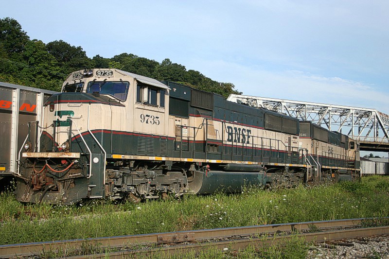 BNSF 9835